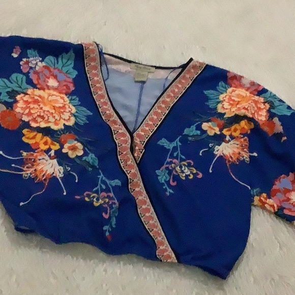 Flying Tomato | Tops | Flying Tomato Blue Floral Boho Crop Summer Top ...